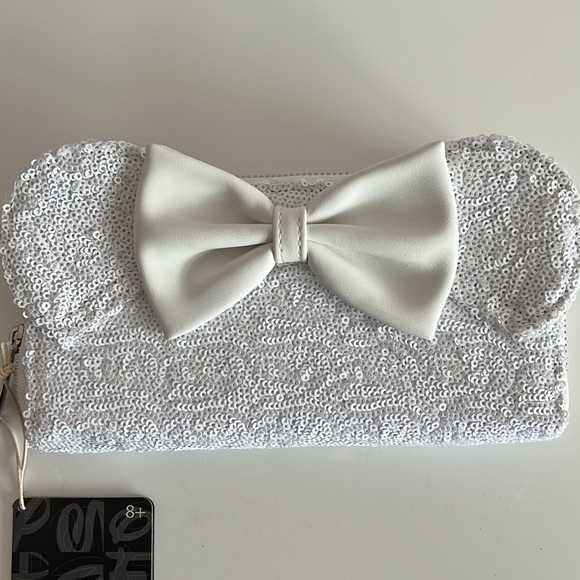 Loungefly | Bags | Loungefly Minnie Mouse Sequin Bride Wedding ...